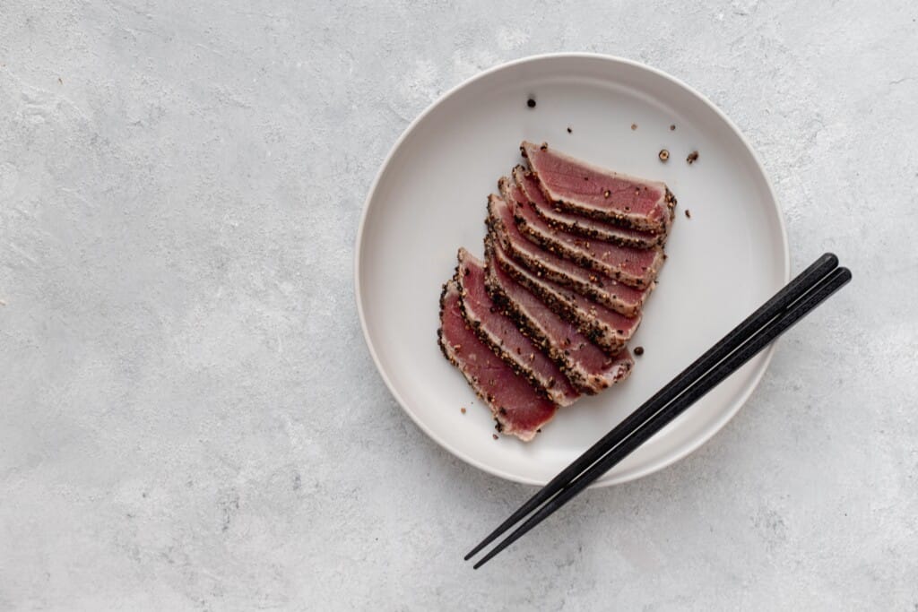 Tonijn met zwarte peper - simpel en waanzinnig - Em's Real Food