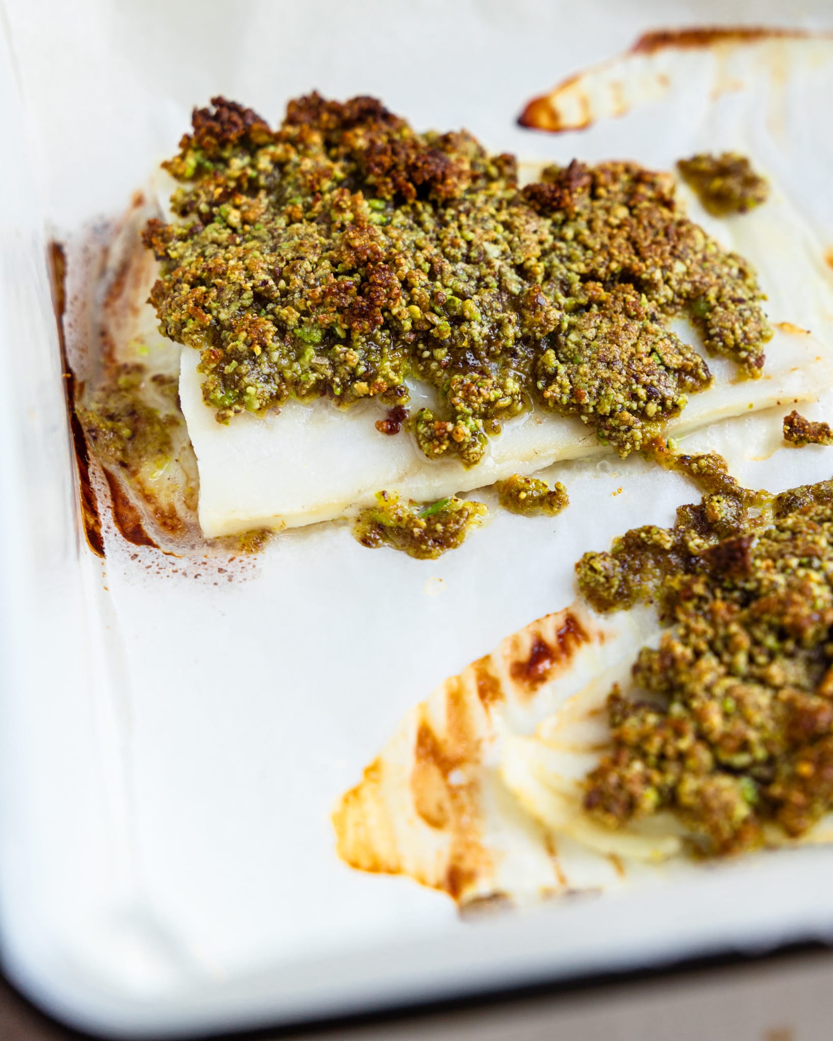 Witvis met pistachekorst - Em's Real Food